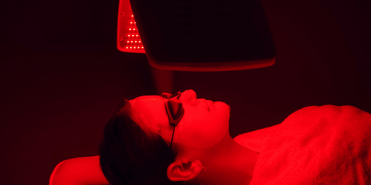 How Often Should I Do Red Light Therapy: Guide to Frequency and Durati ...