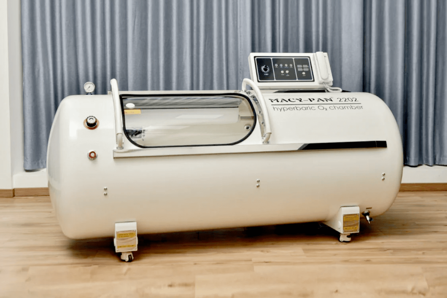 Healing with Hyperbaric Chambers - Carbon Wellness — Carbon Wellness MD